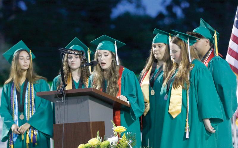 SHS graduates thank village for support | Lake City Reporter
